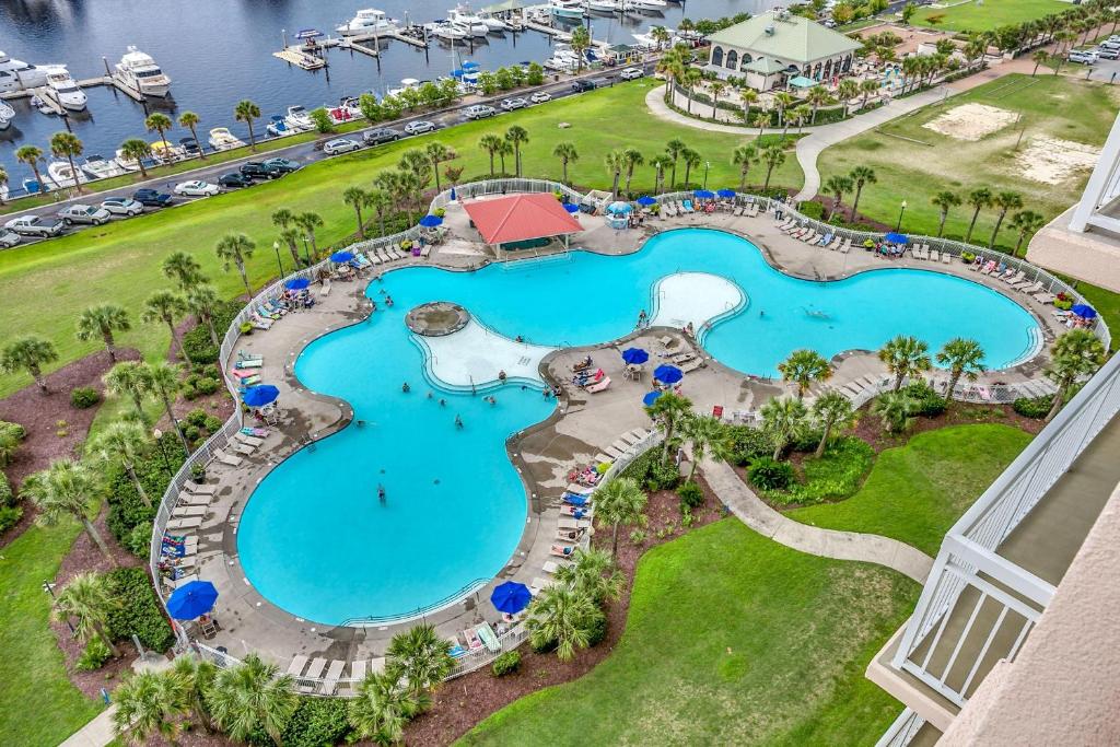 Pool At Barefoot Resort Barefoot Resort Villas | North Myrtle Beach