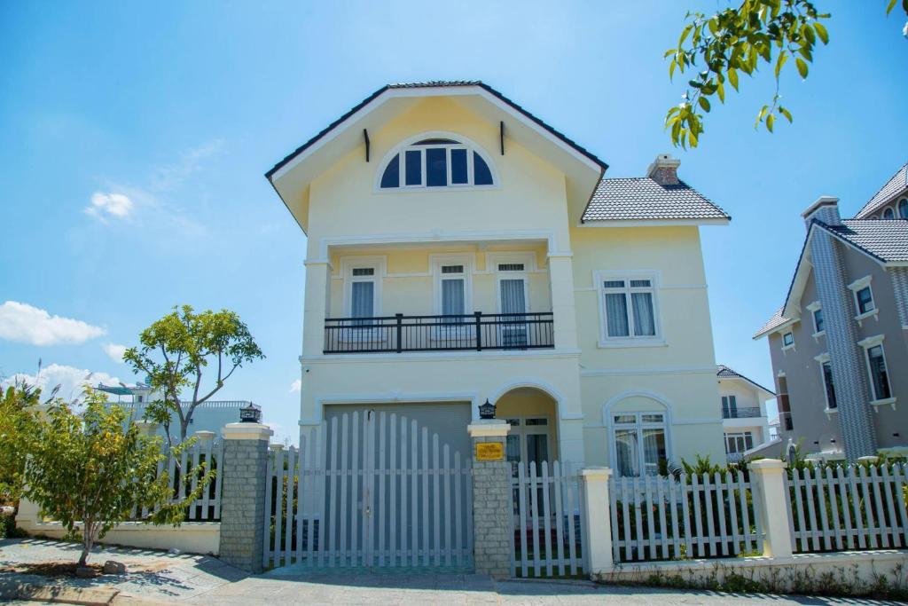Cẩm Tú Cầu villa, Da Lat (updated prices 2025)