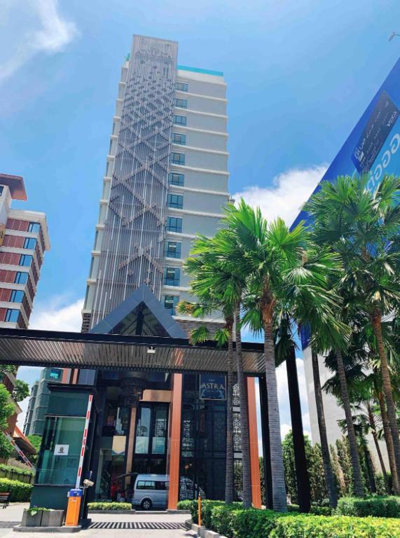 Luxury and modern condo in Central Chiang Mai - Astra Condo, Chiang Mai ...