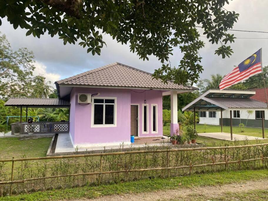 Quiet village atmosphere @ Embun Homestay, Kuah (updated prices 2025)