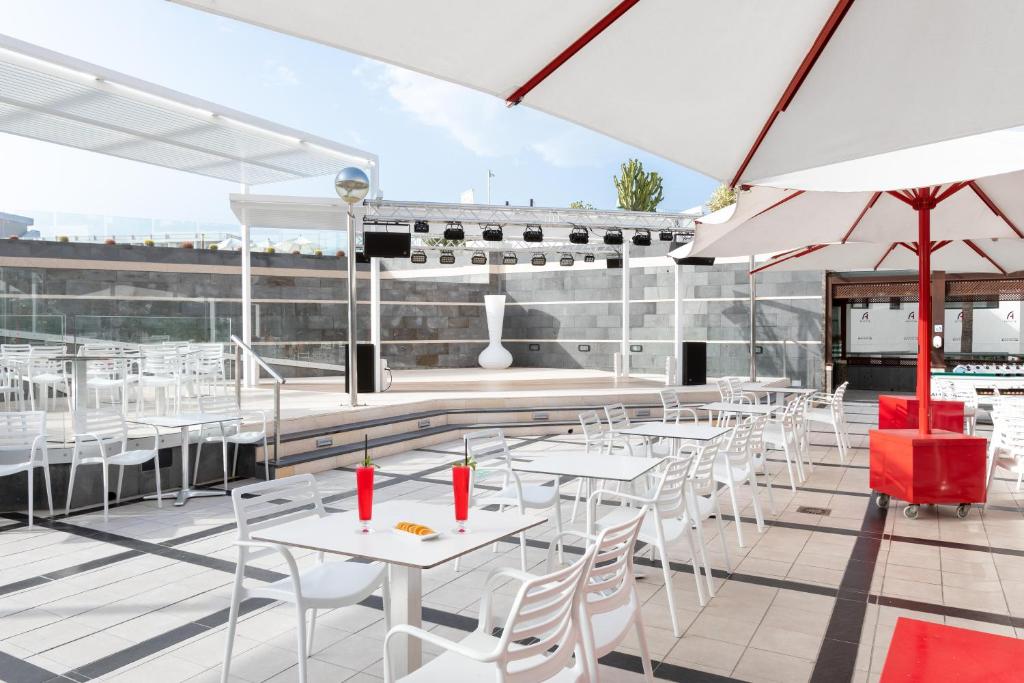 Alexandre Gala, Playa de las Américas (precios actualizados 2025)