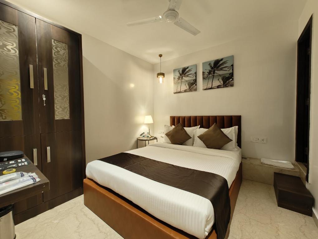 The Majlis Hotel - Colaba Mumbai, Mumbai (updated prices 2026)