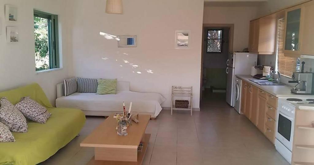 Wave Sound - summer apartment, Kakóvatos – Updated 2024 Prices