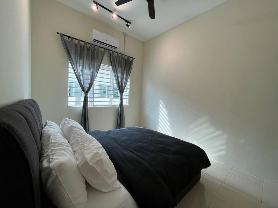 Double Seven Eight Homestay SemiD at Bandar Baru Setia Awan Perdana ...