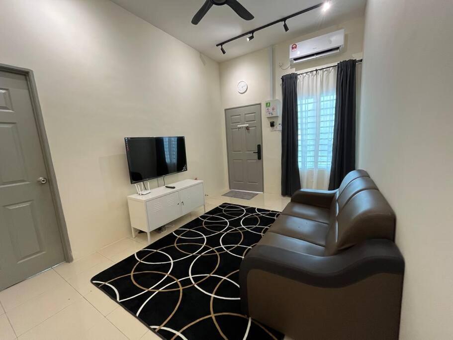 Double Seven Eight Homestay SemiD at Bandar Baru Setia Awan Perdana ...