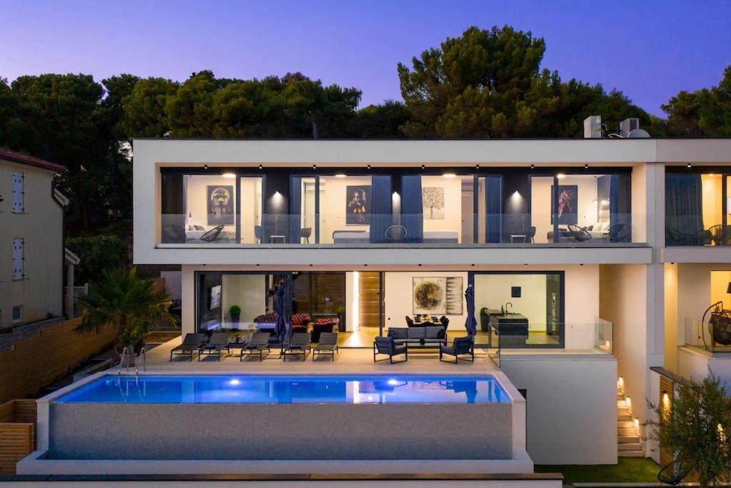 Dali & Taboo Villa with Spa and heated pool, Medulin (aktualisierte ...