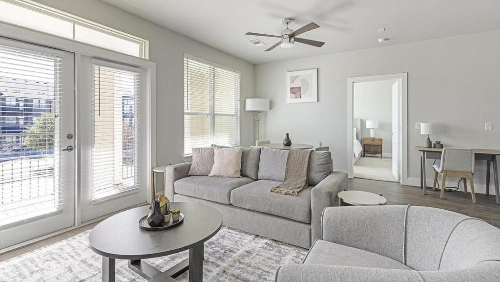 Landing - Modern Apartment with Amazing Amenities (ID1403X412), Katy ...