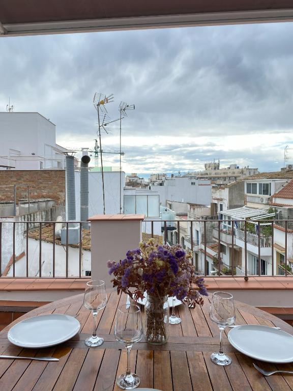 Ático con terraza! Ideal para vivir Sitges todo el año, Sitges (updated ...