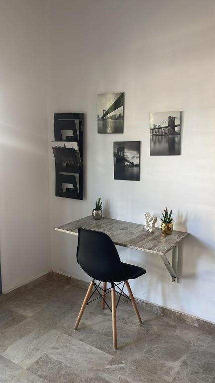 Stelarium-Suite con Baño Privado en Casa Compartida-Übica2, Mairena del ...