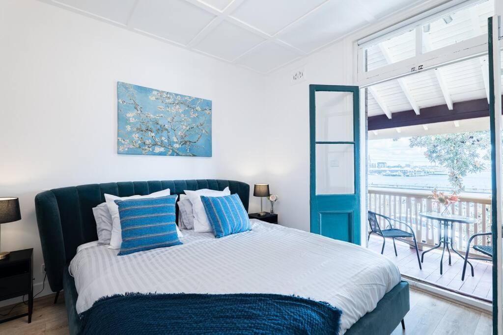 Waterfront - KING Suite New Rooftop Terrace #11A, Sydney (updated ...