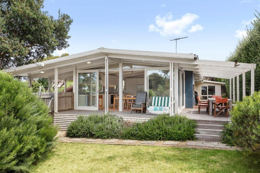 Callaway House, Point Lonsdale (updated prices 2026)