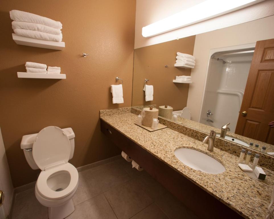 Northfield Inn Suites and Conference Center, Springfield (updated ...