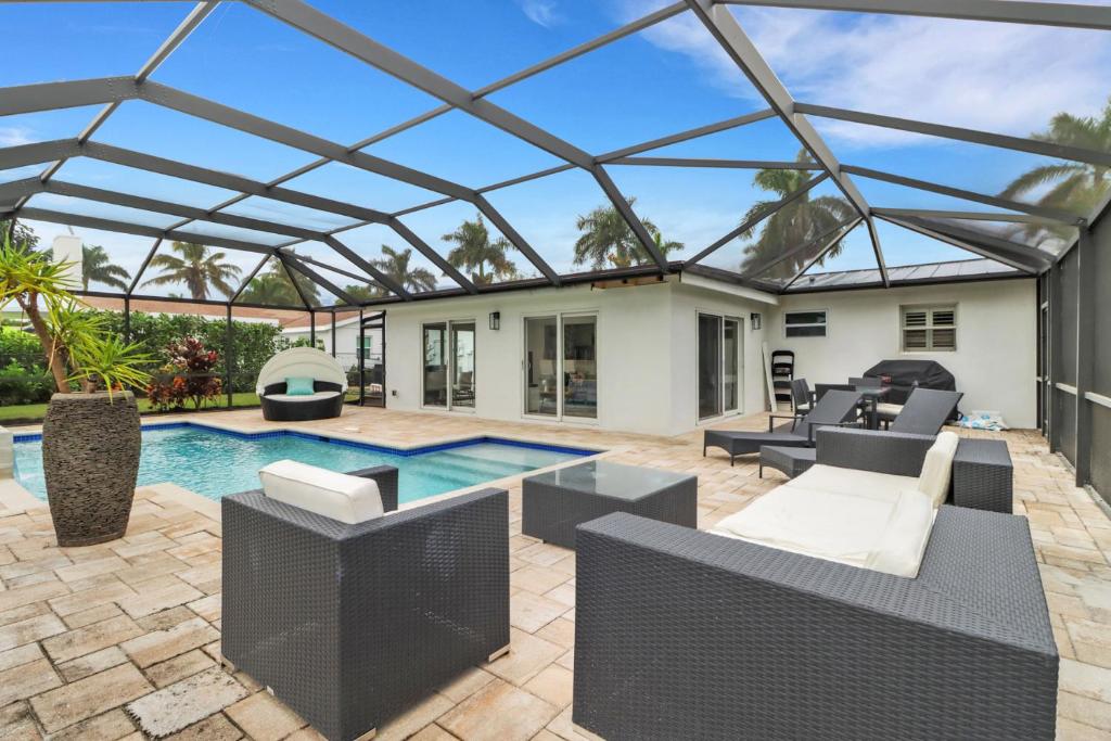 Pool Home in the Heart of Naples!, Naples (updated prices 2025)