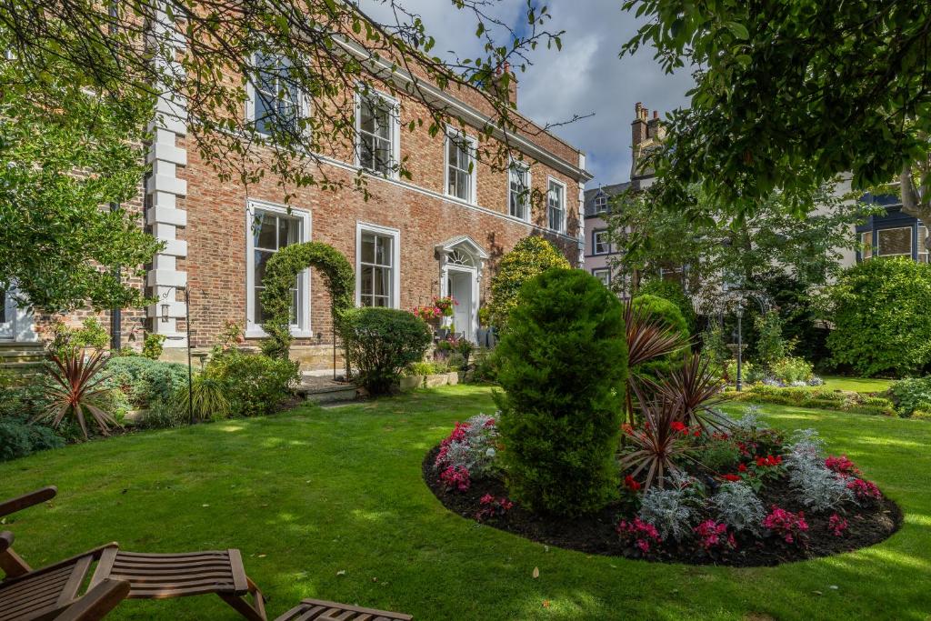 Highgate House, Whitby (updated prices 2025)