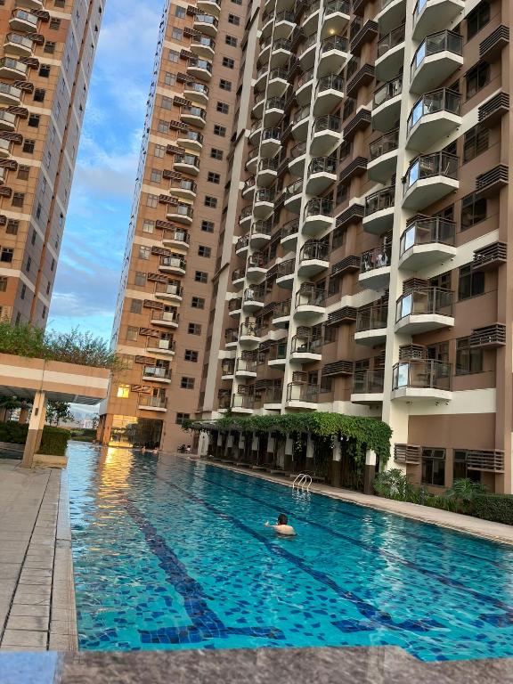 Bayview near PICC CCP starcity OKADA Airport MOA, Manila (updated ...