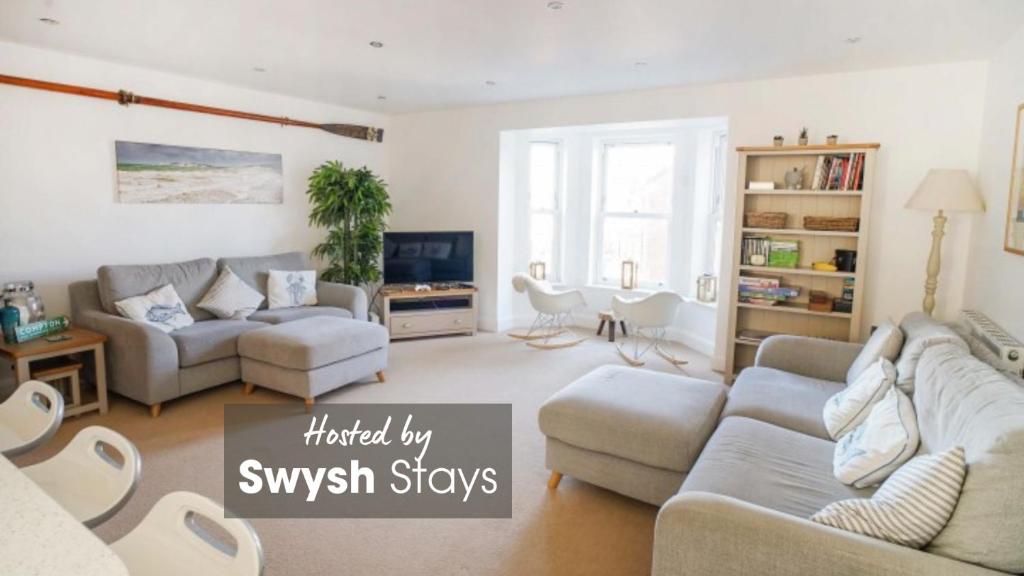 The Pilot House - Cowes - 3 bedrooms/sleeps up to 9, parking, central ...