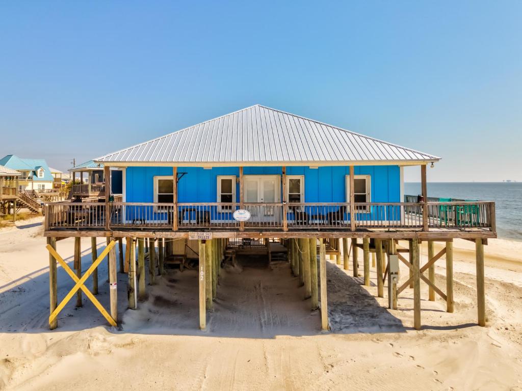 Blue Sky Breeze - 102 Tampico home, Dauphin Island (updated prices 2025)