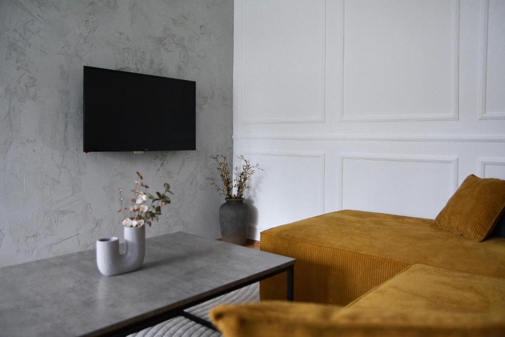 CROWN apartment 4, Subotica (updated prices 2026)