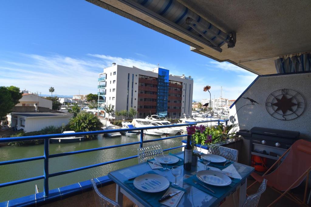 RNET - Port Margarita 2C, Roses Costa Brava, Aire acondicionado, Roses ...