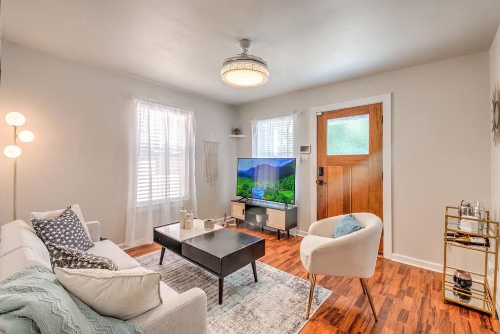 Santa Rita, Austin (updated prices 2025)