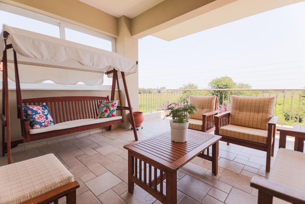 Mareva's house, Kallithéa (updated prices 2026)