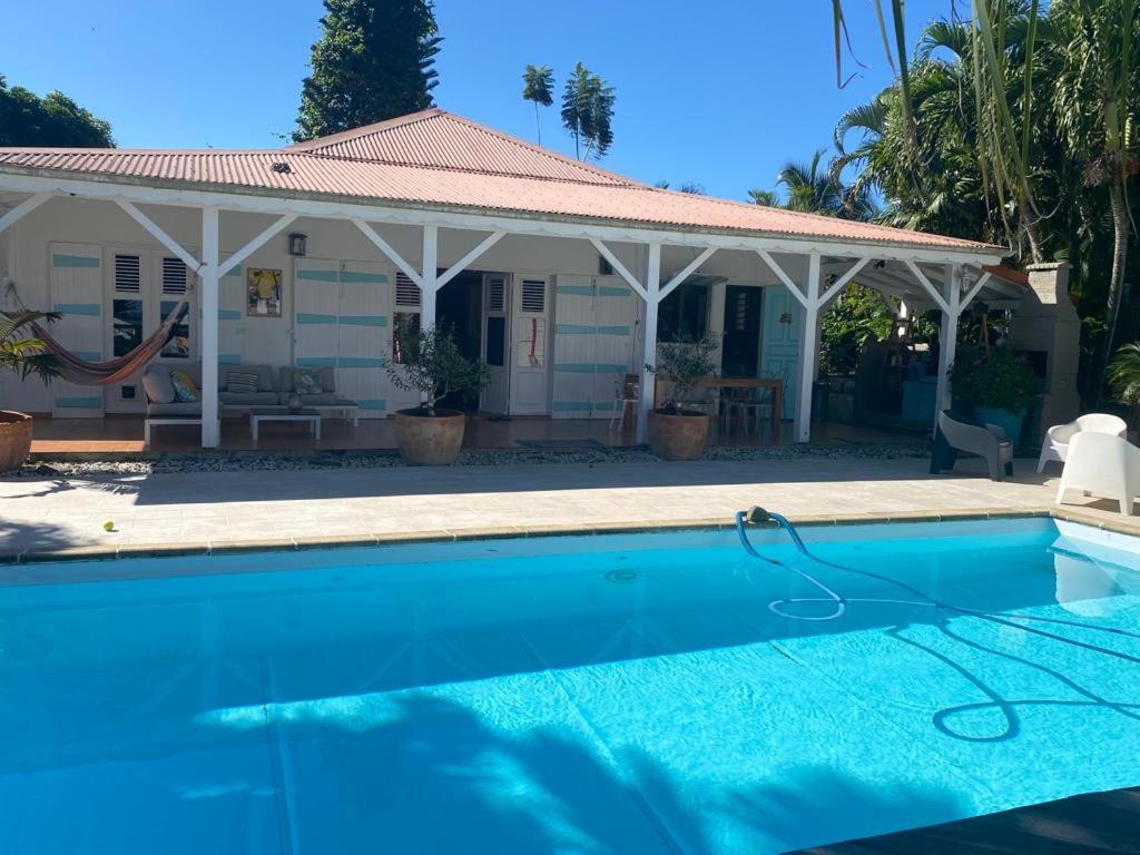 Baie-Mahault, Baie-Mahault (updated prices 2025)