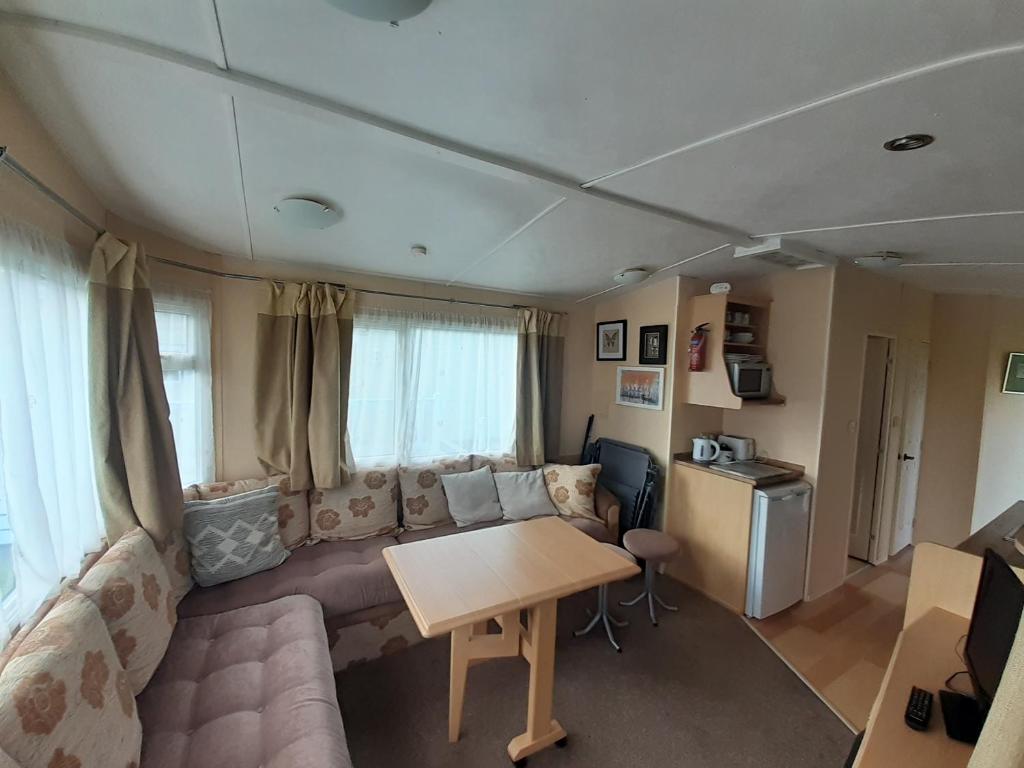 Brookside, Lyminster (updated prices 2025)