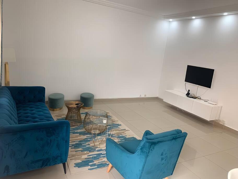 Good Time Guaranteed •5, Dakar (updated prices 2024)