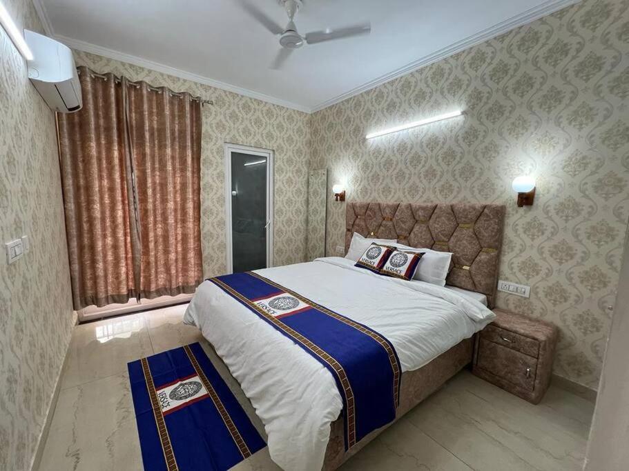 Welcome! Stunning flat available for your stay!, Zirakpur (updated ...