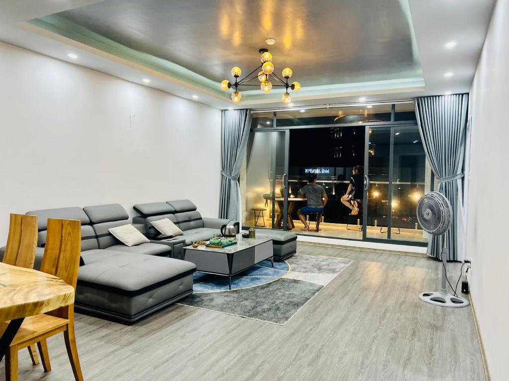 CĂN HỘ OASKY ST2 120m2 2PN -3PN, Đầy đủ tiện nghi GĐ, 50m đi bộ ra bãi ...