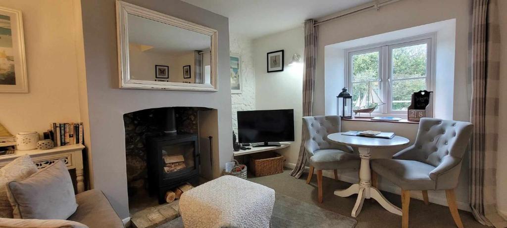 Hedgerow Cottage (Berryl farm Cottages), Whitwell (updated prices 2026)