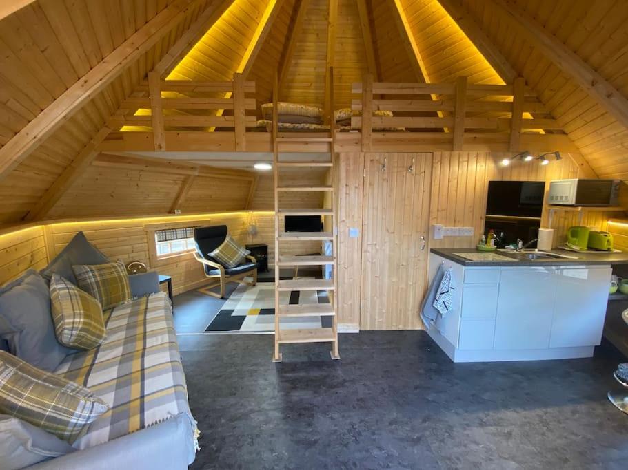 High quality cabin with views of Ben Nevis, Banavie (updated prices 2026)