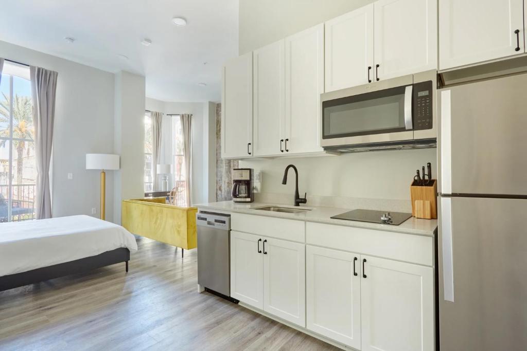 Roami at Canal Quarters, New Orleans (updated prices 2025)