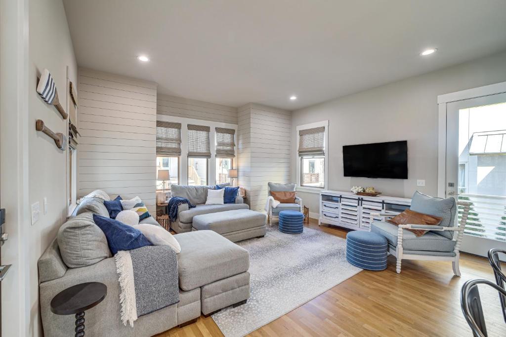 Cozy Carlton Landing Home - Pools and Lake Access, Canadian (updated ...