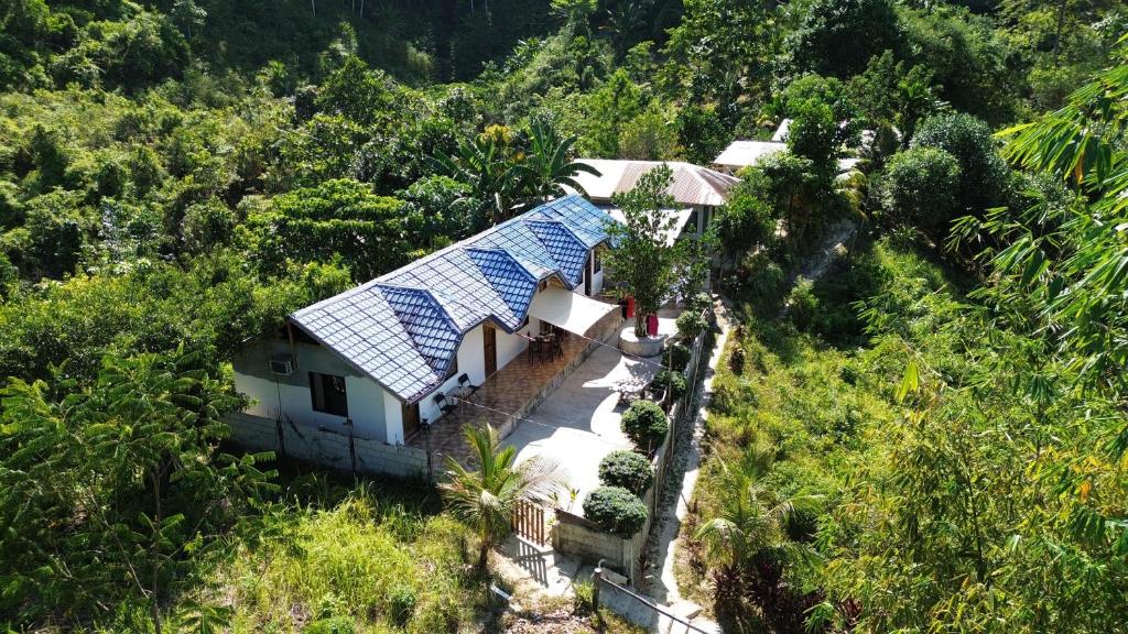 Blue House, San Vicente (updated prices 2025)