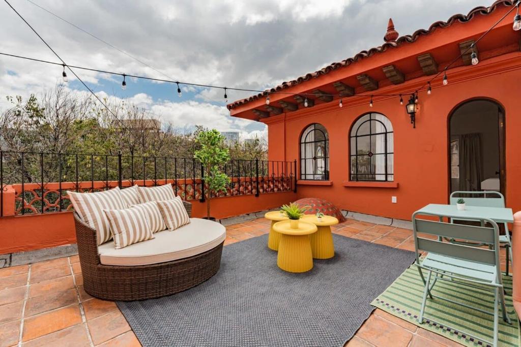 NEW Anzures Area Mansion Patio BBQ Roof Terrace, Мехико (актуальные ...