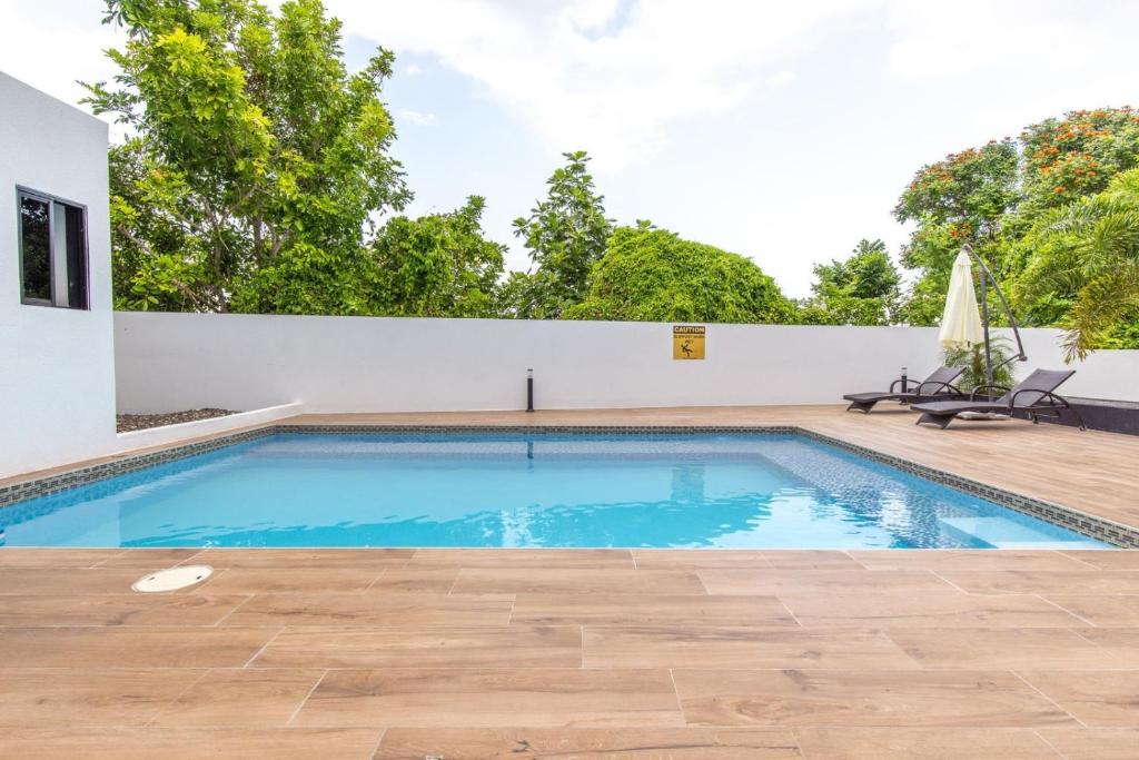 Royale Escape, Cardiff Hall (updated prices 2024)