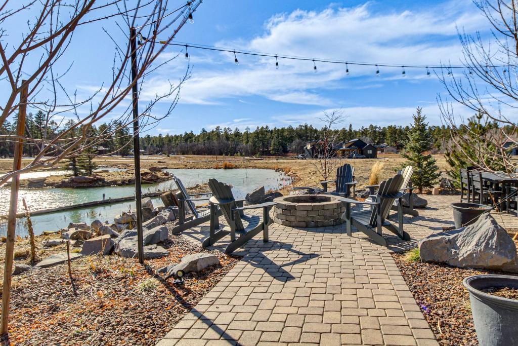 Show Low Cabin Rental about 5 Mi to Fool Hollow Lake!, Show Low (preços ...