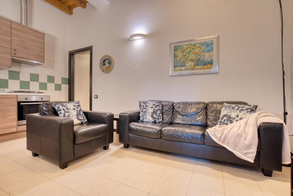 Charming apartment Parco - Arco della Pace - perfect for 5 people ...