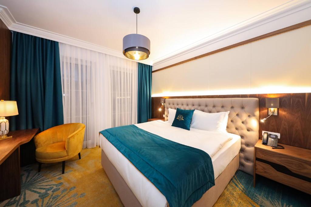 Grand Hotel Belushi, Boge (updated prices 2025)