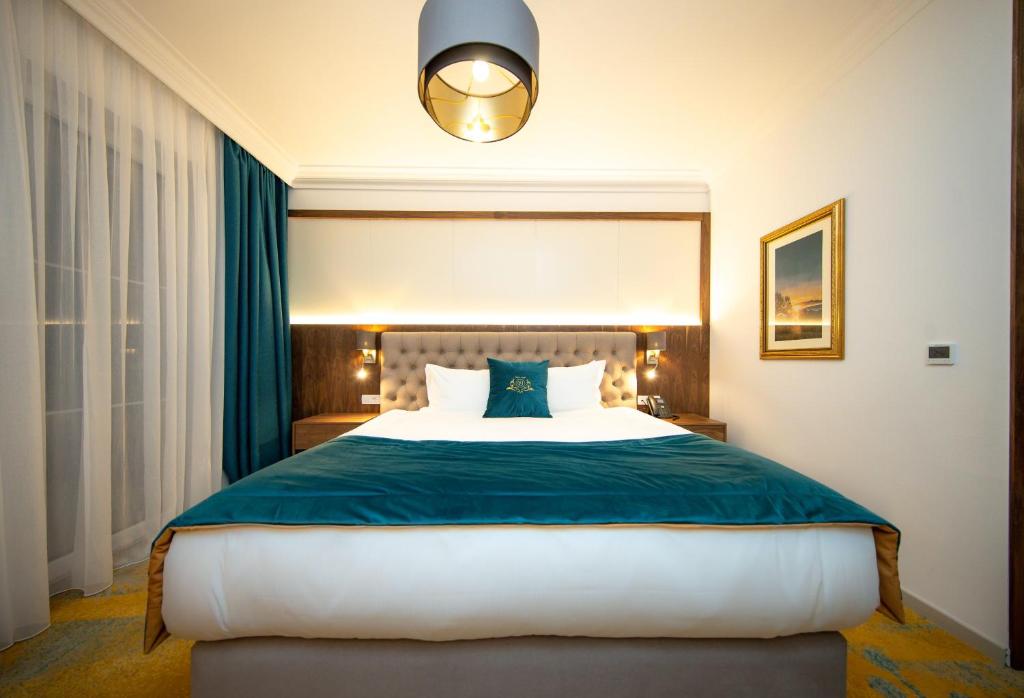 Grand Hotel Belushi, Boge (updated prices 2025)