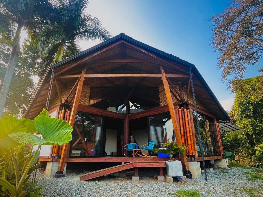 BooHouse - A Wild Cabin in Colombia, Caicedonia (precios actualizados ...