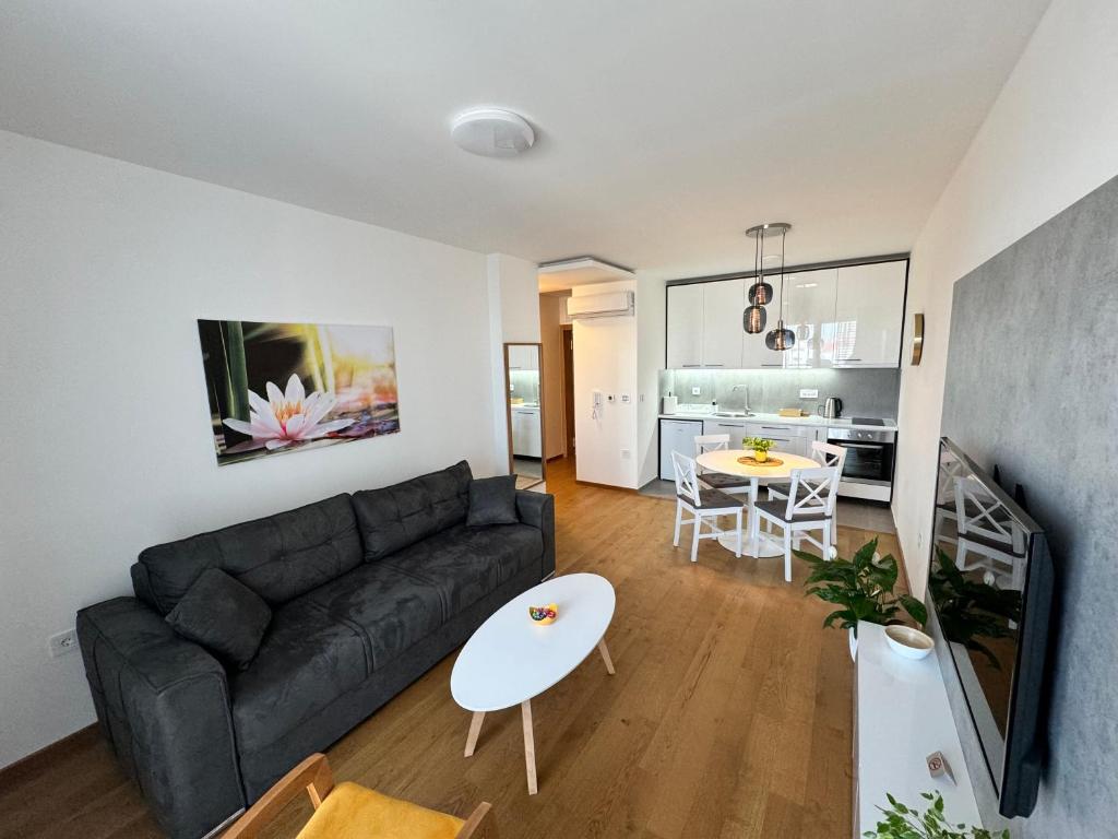 Ana bianco, Novi Sad (updated prices 2026)