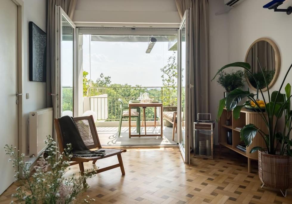 Marvelous Park View - Big Terrace - 2BDR, Bucharest (updated prices 2025)