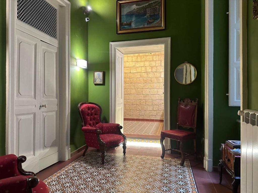 I Leoni di Rosaroll, Naples (updated prices 2025)