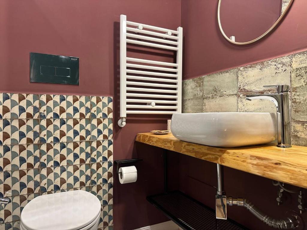 I Leoni di Rosaroll, Naples (updated prices 2025)
