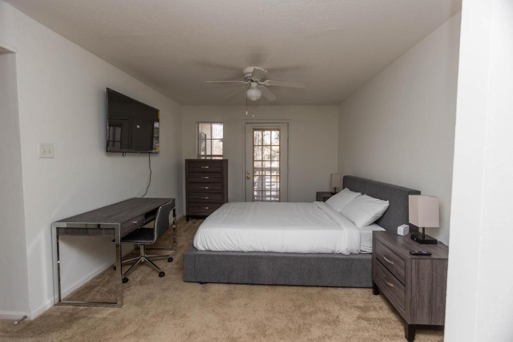 Corporate & Modern 2br Suite I Parking I Wyndham, Hampton – Updated ...