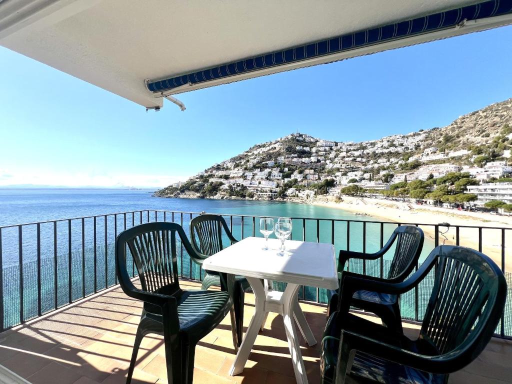 Miraflor, Roses (updated prices 2025)