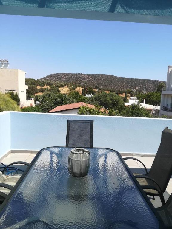 Mina 's villa,200m from the beach, Porto Rafti (updated prices 2025)