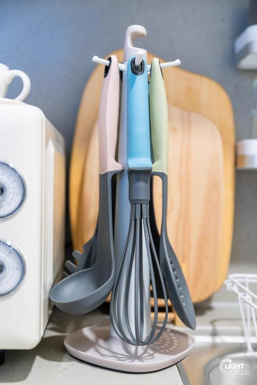 Residence with a beautiful high-rise view of Infinity Pool, Busan ...